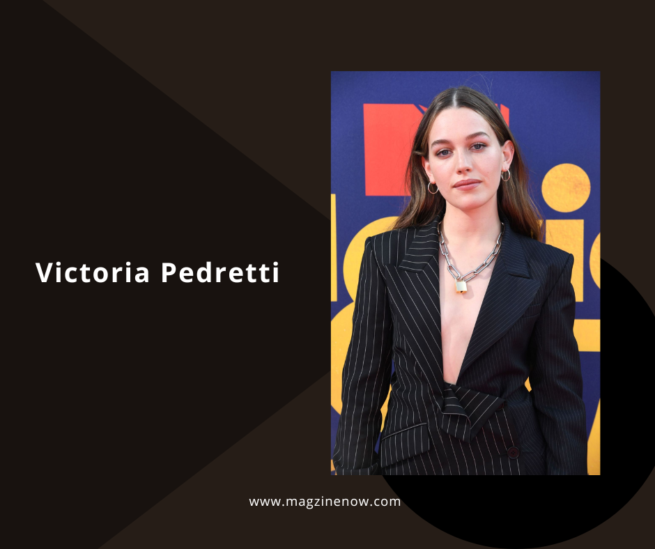 Victoria Pedretti - Wiki, Biography, Family, Relationship, Career, Net ...